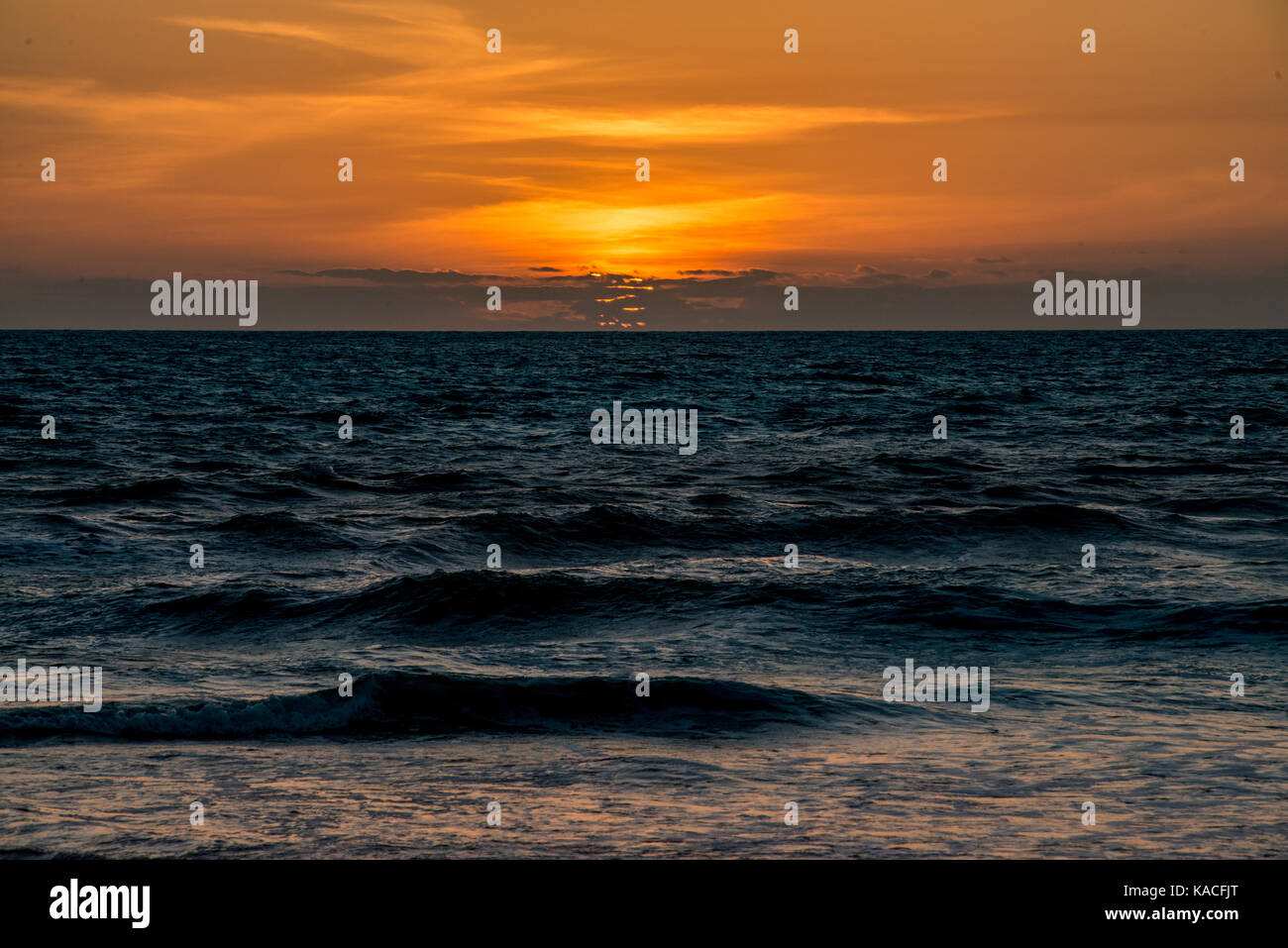 Mar atlantico hi-res stock photography and images - Alamy