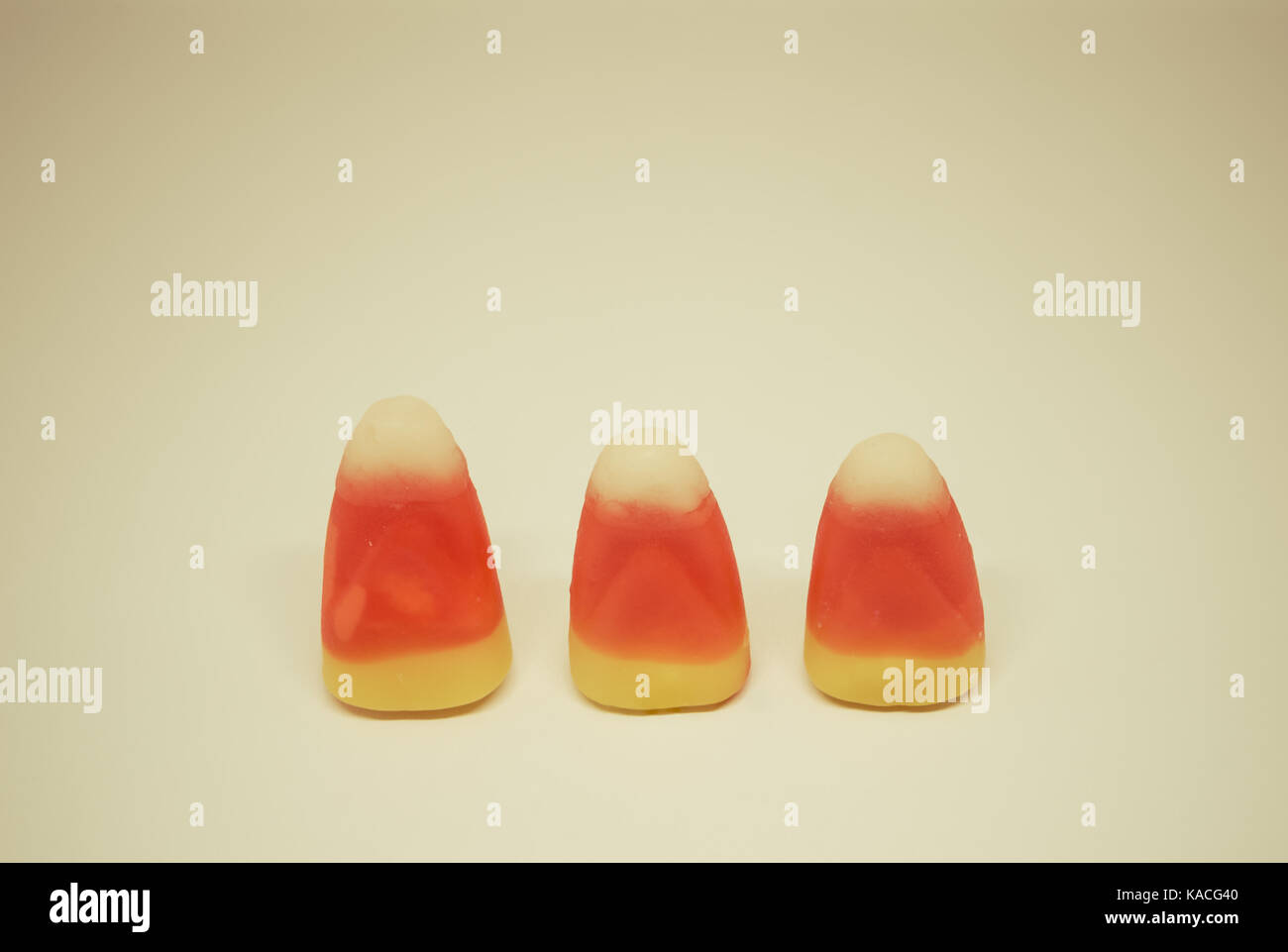 October standing corn hi-res stock photography and images - Alamy