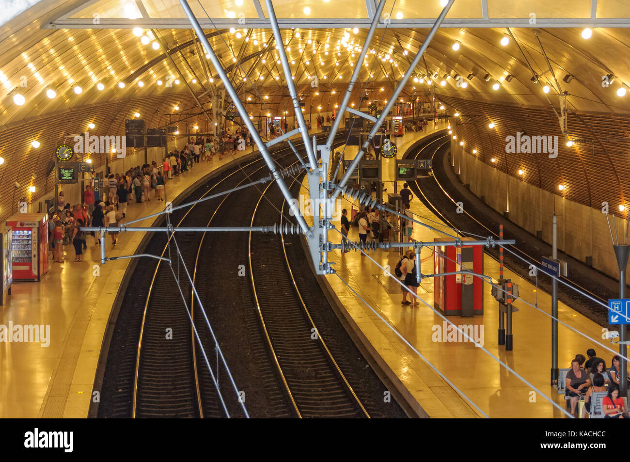 Platforms B and C of the Monaco-Monte-Carlo railway station - Monaco ...
