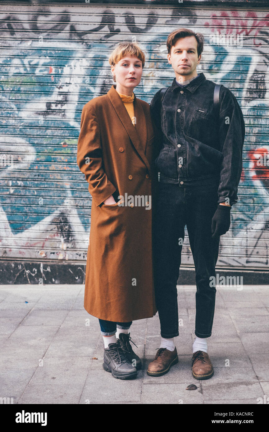 Fashion couple model street hi-res stock photography and images - Alamy