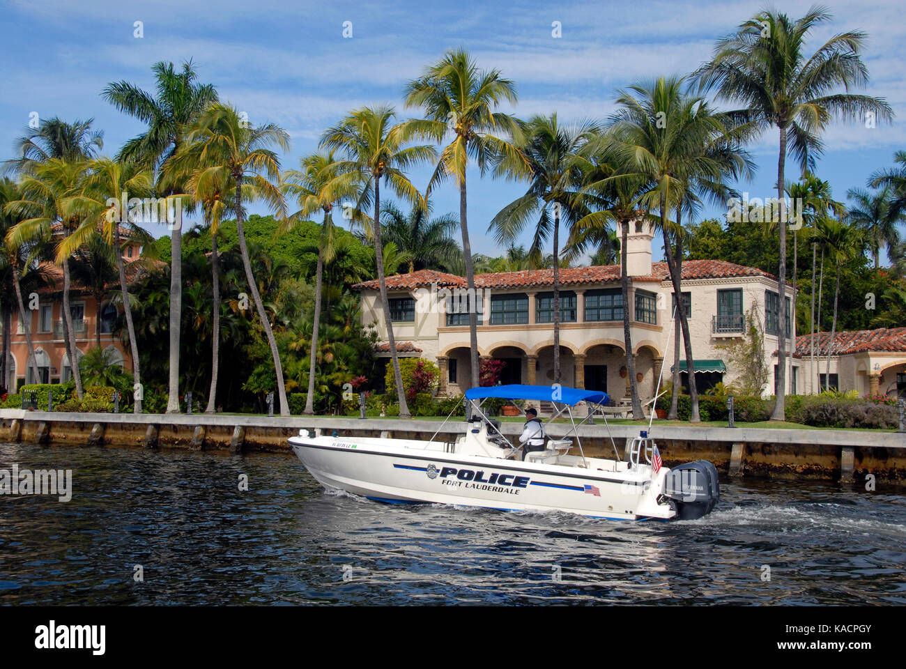 Yamaha boat hi-res stock photography and images - Alamy