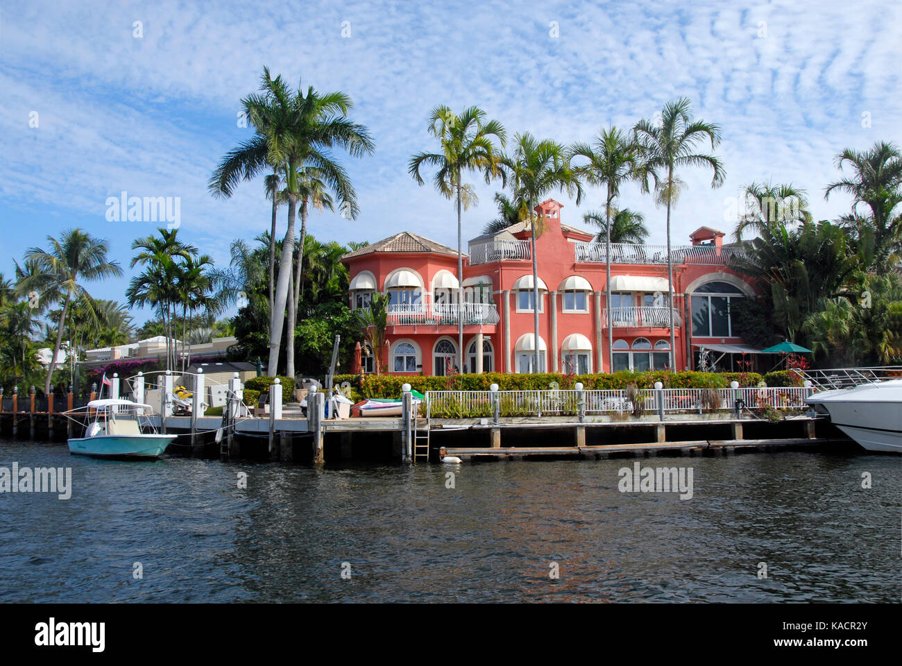 Riverside dwelling, Fort Lauderdale, Florida, USA Stock Photo - Alamy