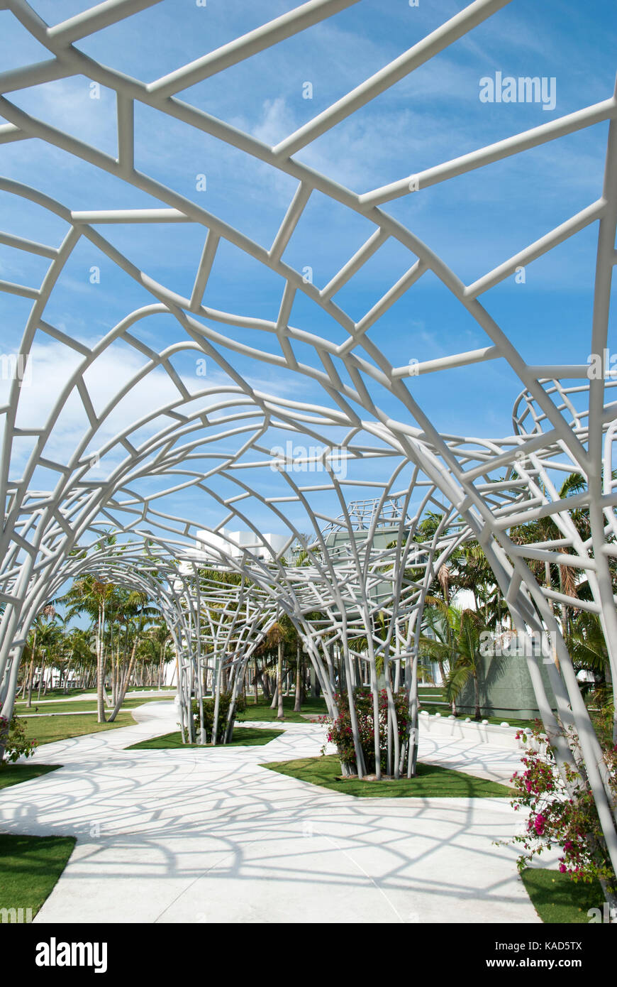 The modern looking park in Miami Beach (Florida Stock Photo - Alamy