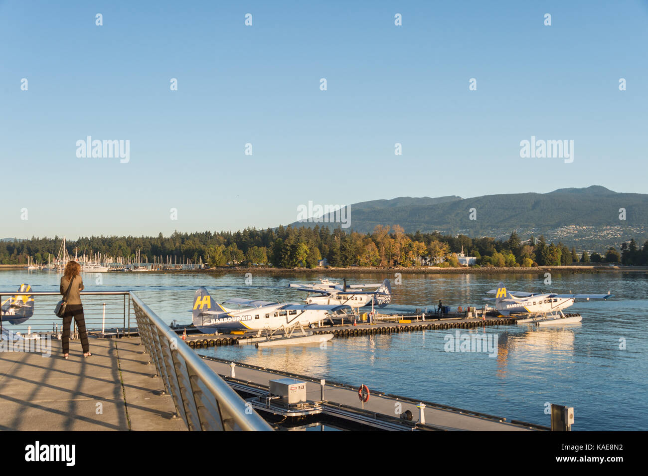Vancouver, British Columbia, Canada - 14 September 2017: Floatplanes ...