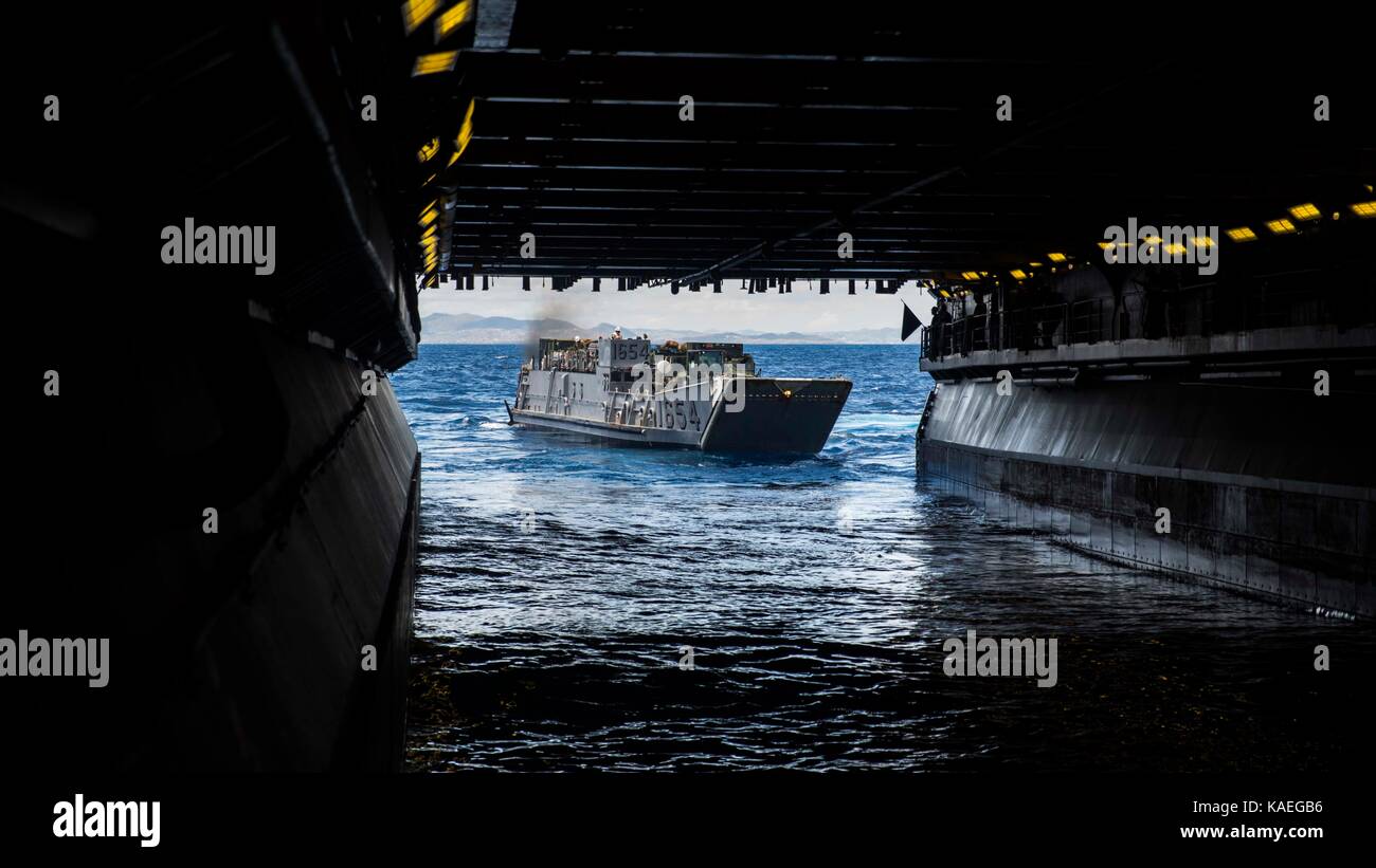 U.S. Navy landing craft Stock Photo - Alamy