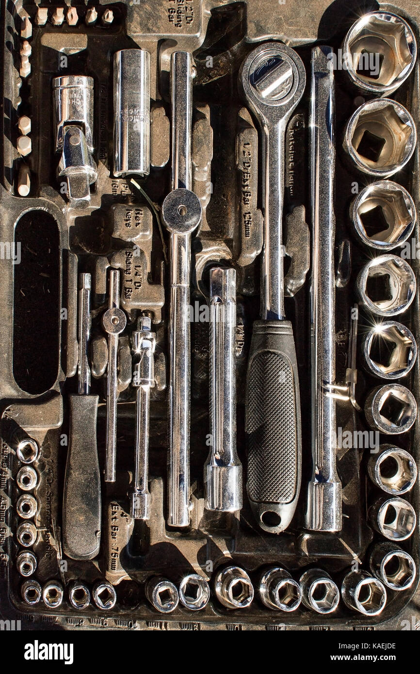 Mechanics workspace hi-res stock photography and images - Alamy