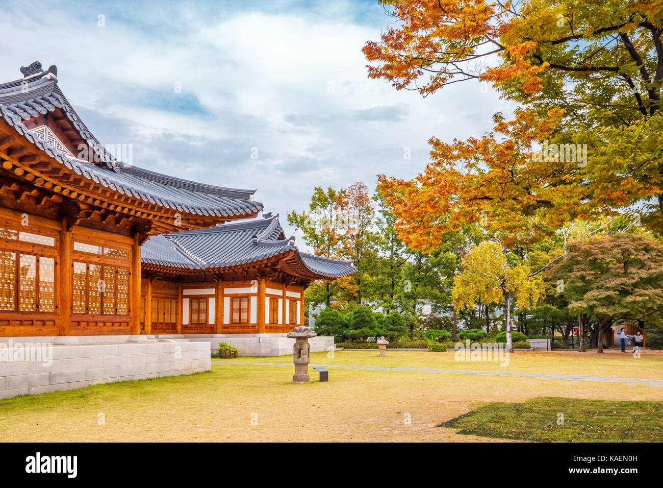 Old architecture style hi-res stock photography and images - Alamy