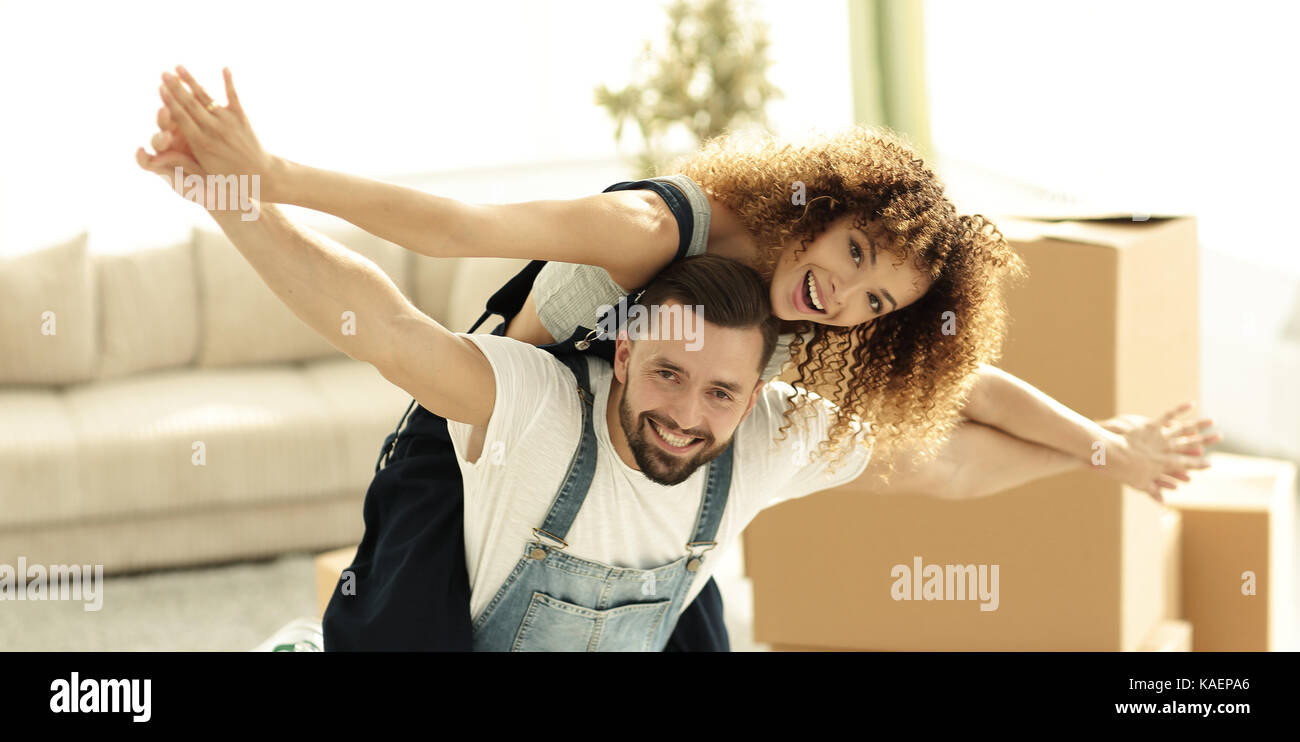 Happy married couple in a new house Stock Photo - Alamy