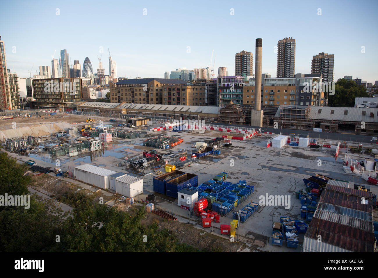 London Dock construction site, Wapping London Stock Photo - Alamy