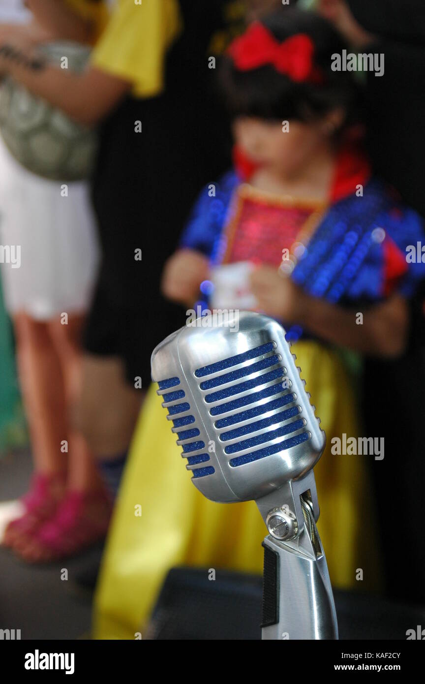 street performing, microphone isolated Stock Photo - Alamy
