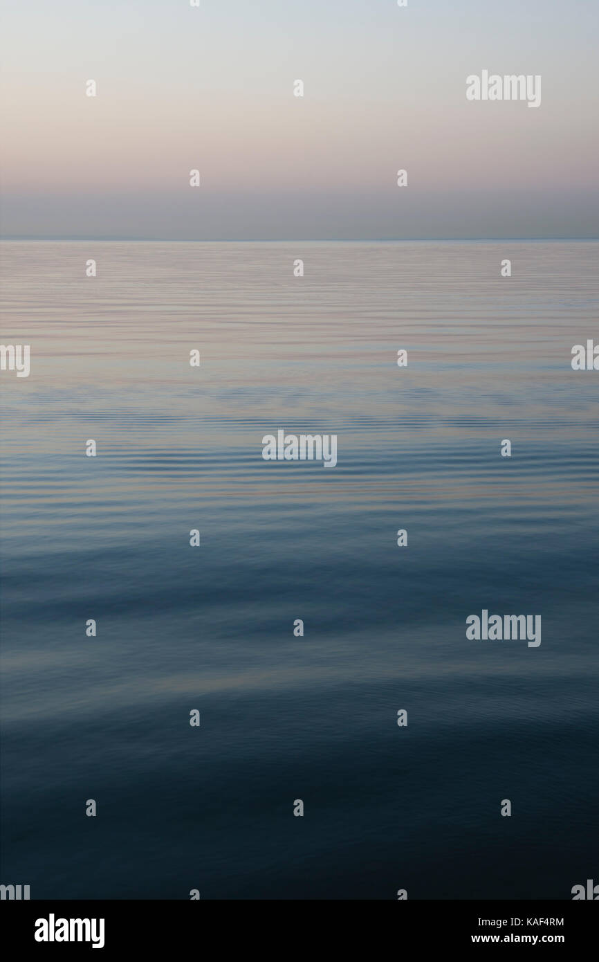 Morning ocean scape hi-res stock photography and images - Alamy