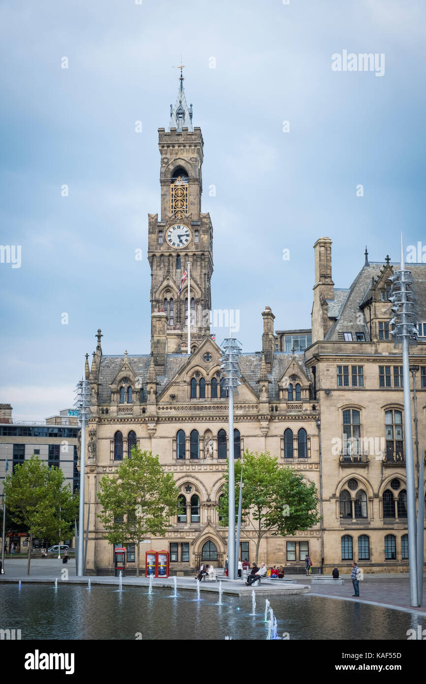Bradford City Hall, West Yorkshire, England, UK Stock Photo - Alamy