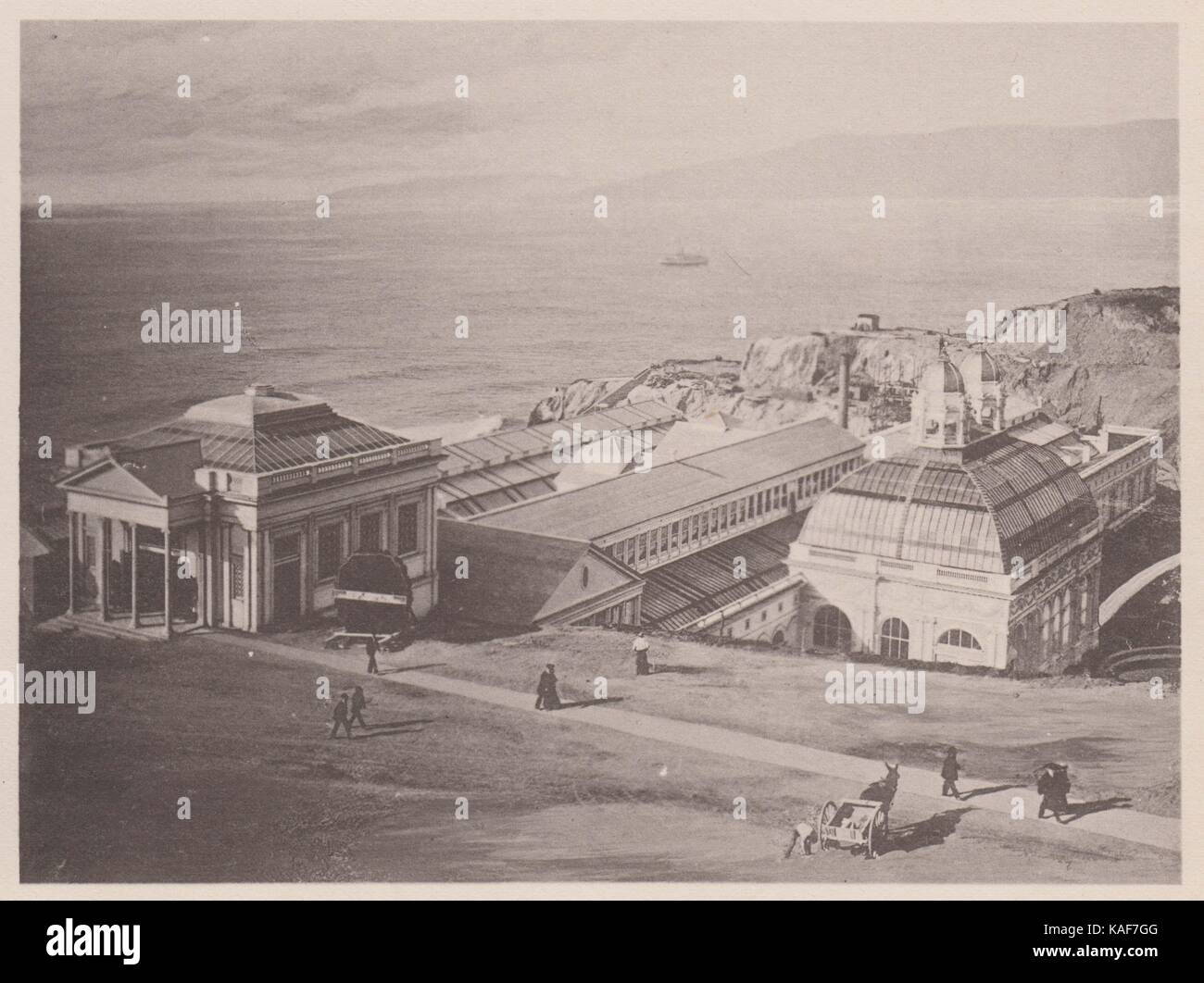 Sutro Baths, Sutro Heights and Cliff house - Looking South Stock Photo ...