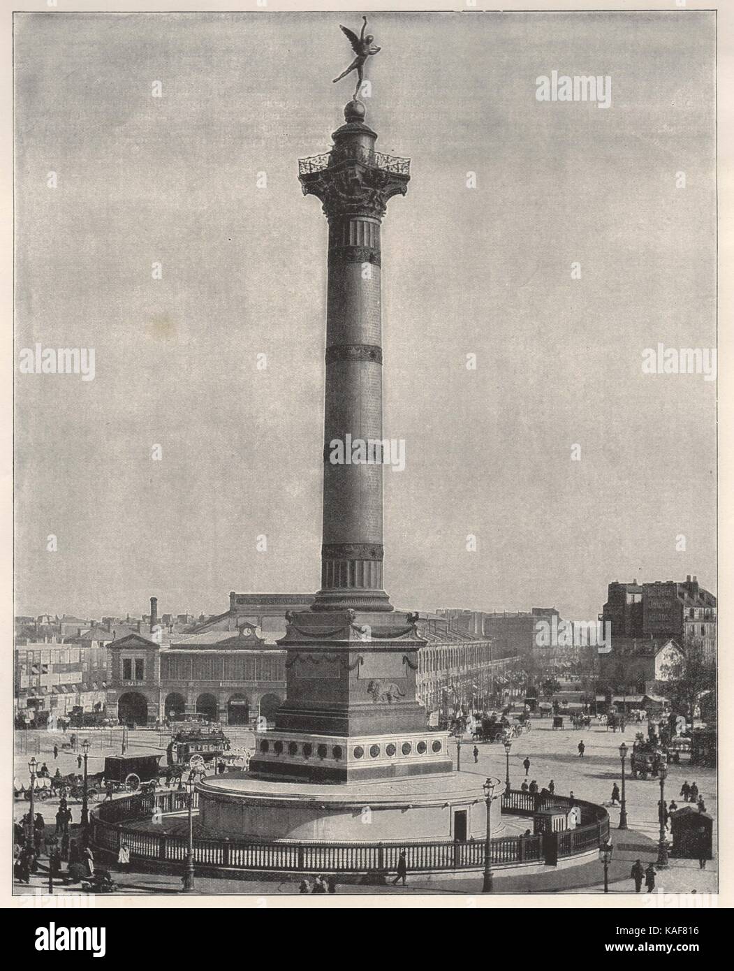 Column of july hi-res stock photography and images - Alamy