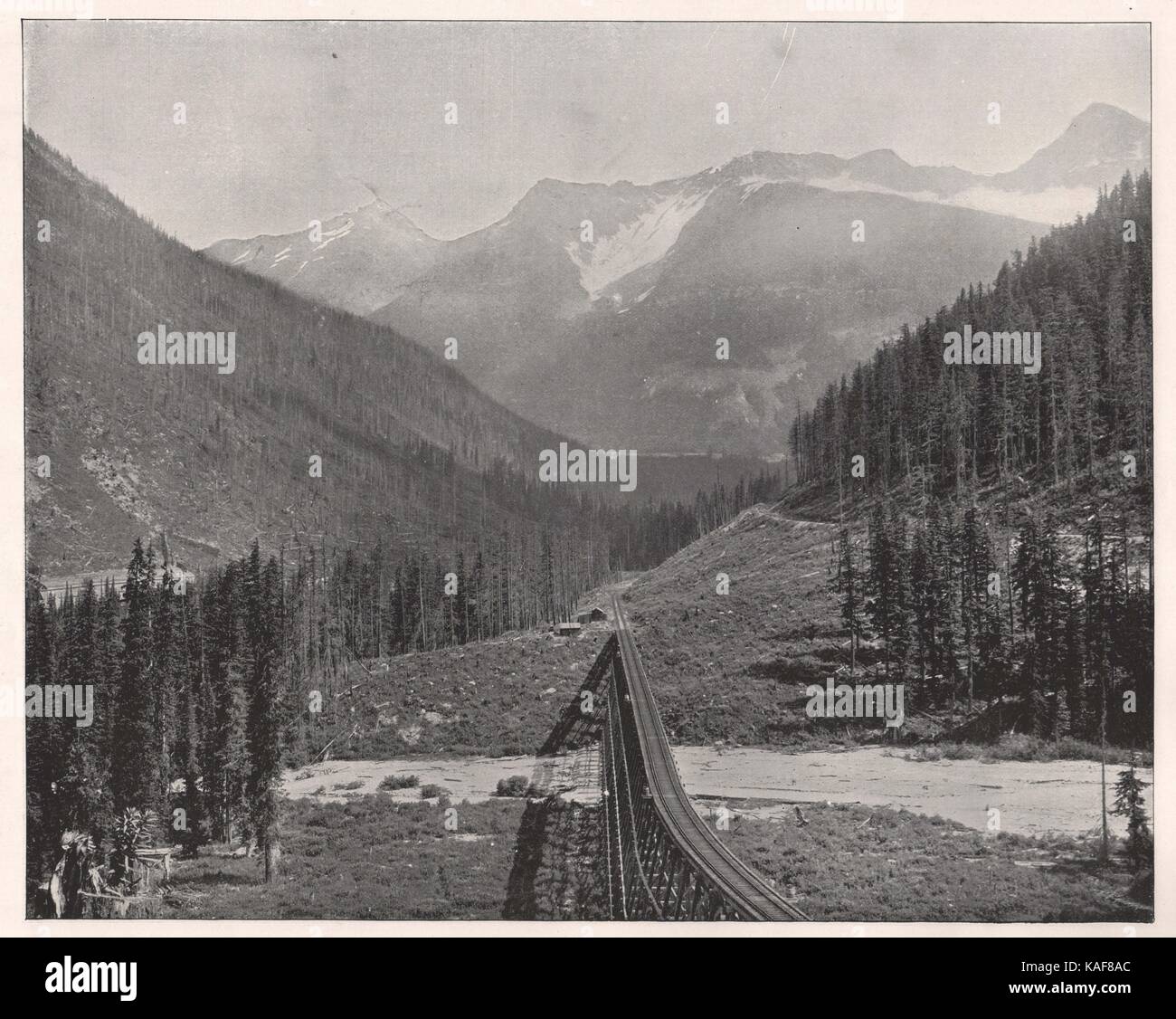 The Loop Valley Stock Photo - Alamy