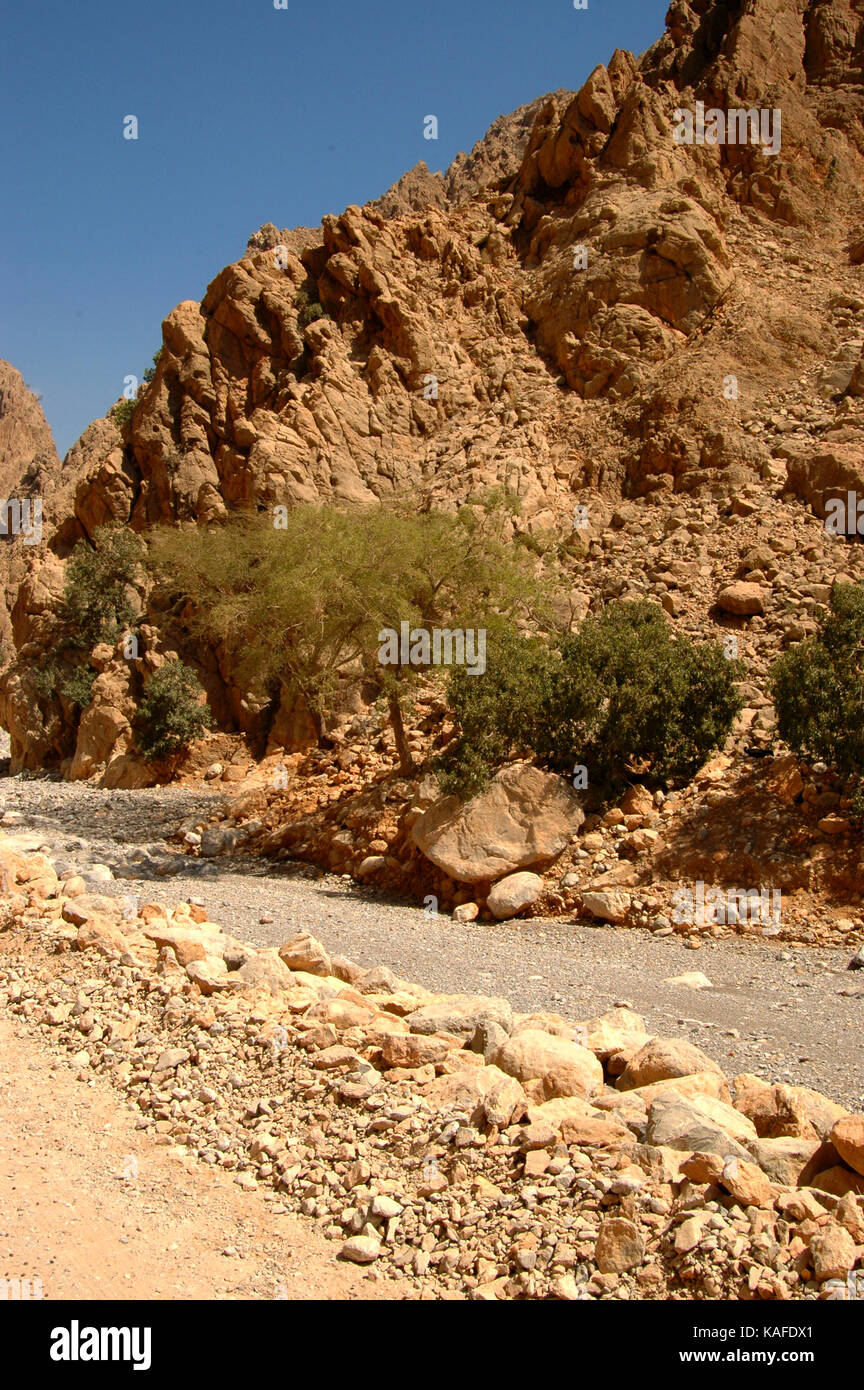 The Hajar Mountains range from the northern Mussandam peninsula of Oman ...