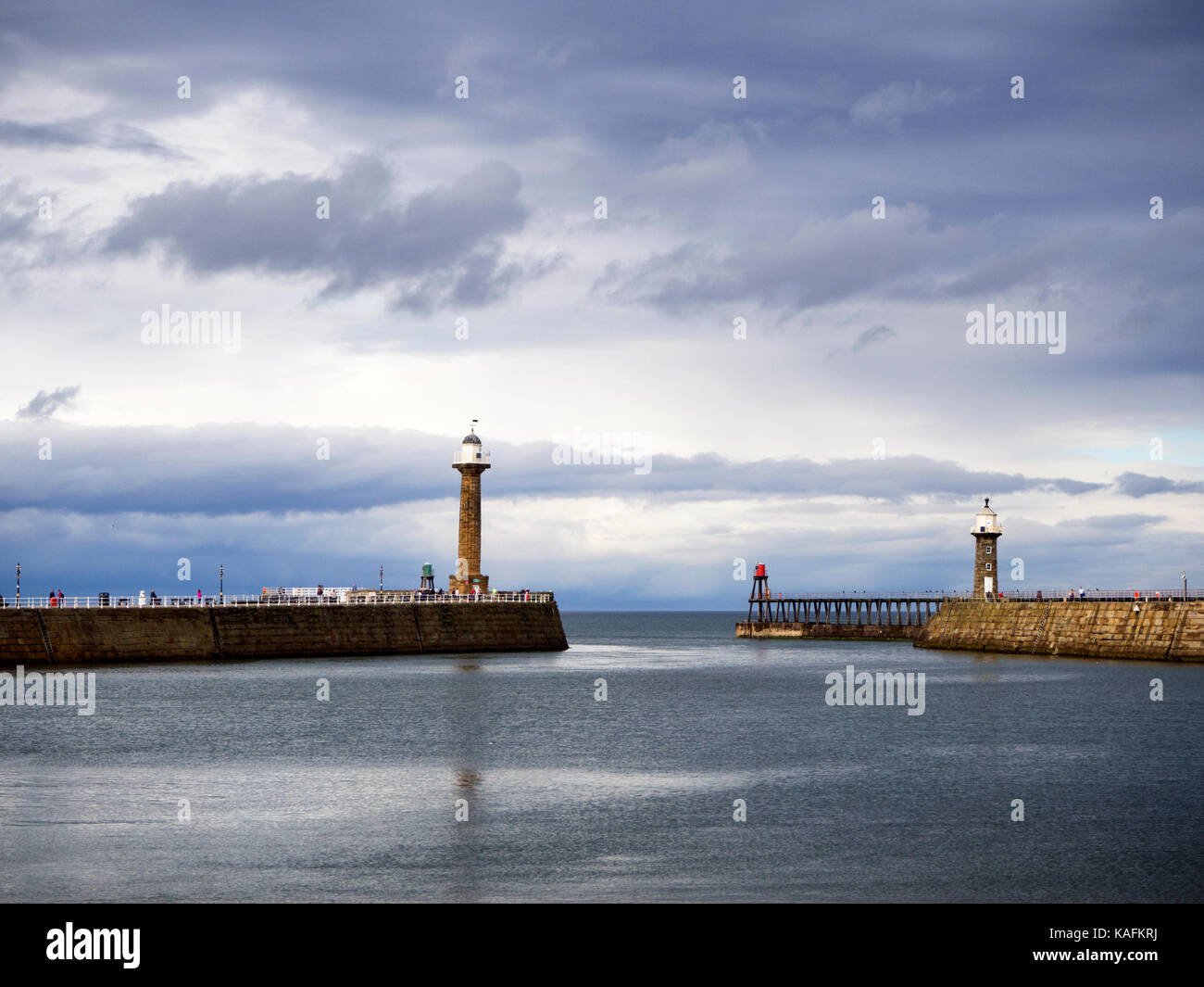 Whitby Piers and Lighthouses Stock Photo - Alamy