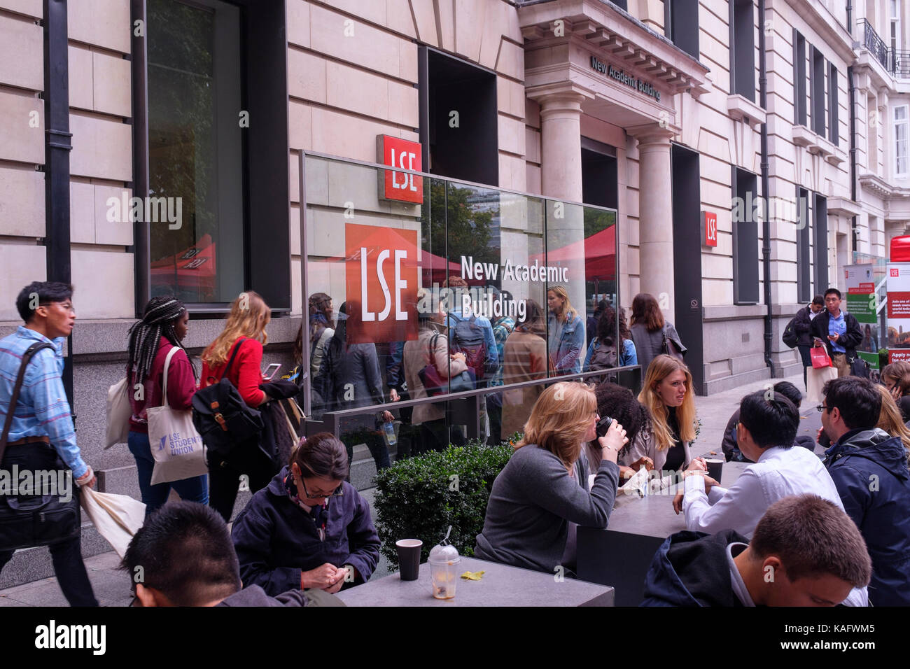 London School Of Economics Students