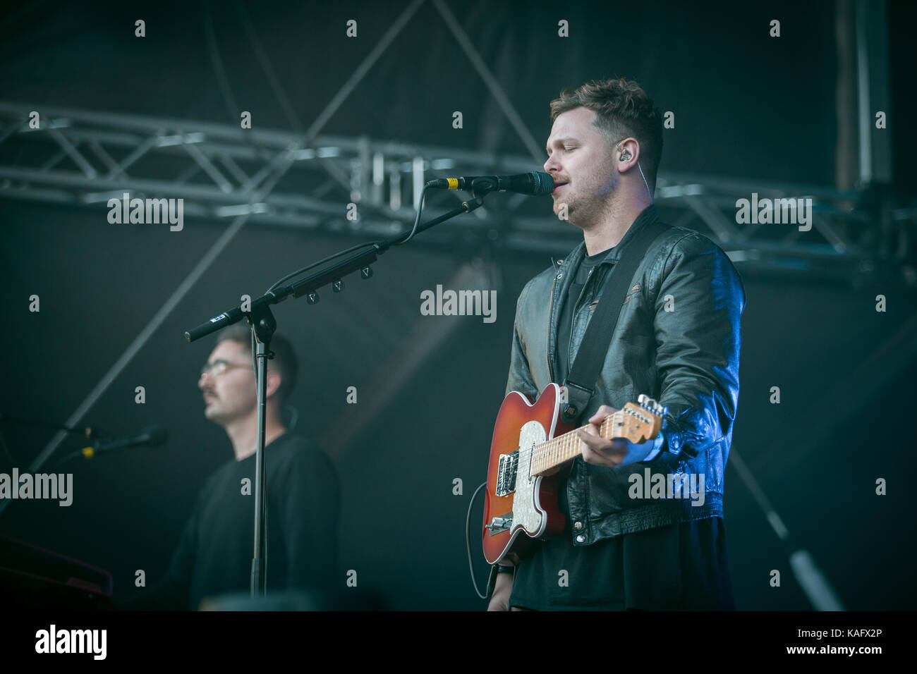 Alt rock show stage hi-res stock photography and images - Alamy