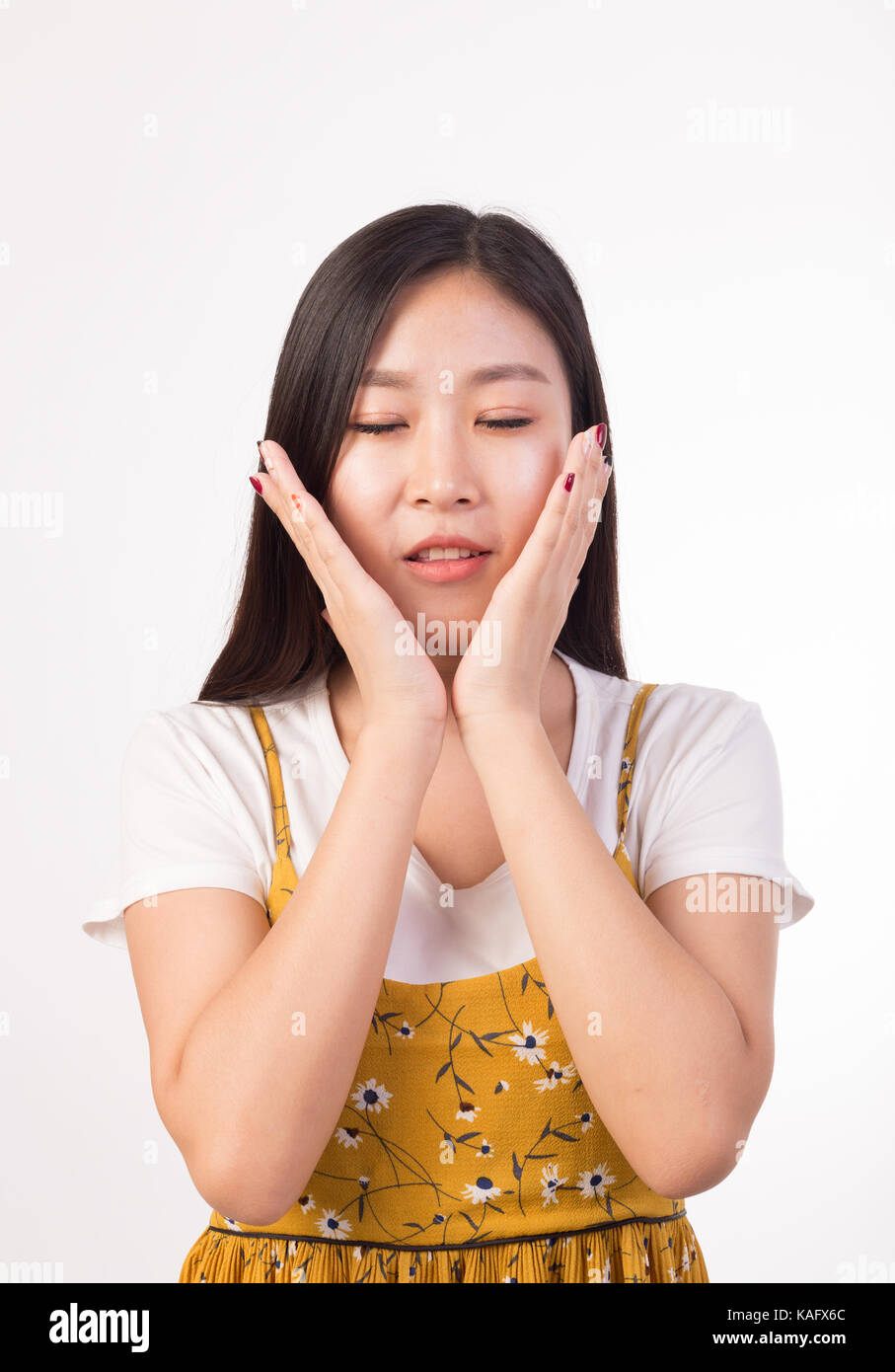 Girl asian hi-res stock photography and images - Alamy
