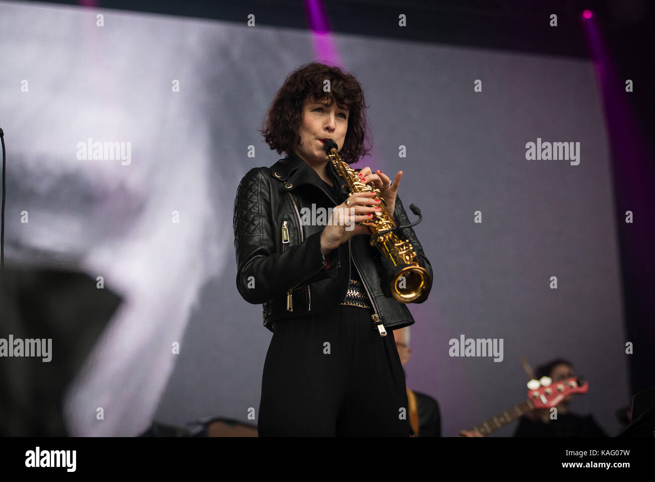 Jorja chalmers hi-res stock photography and images - Alamy