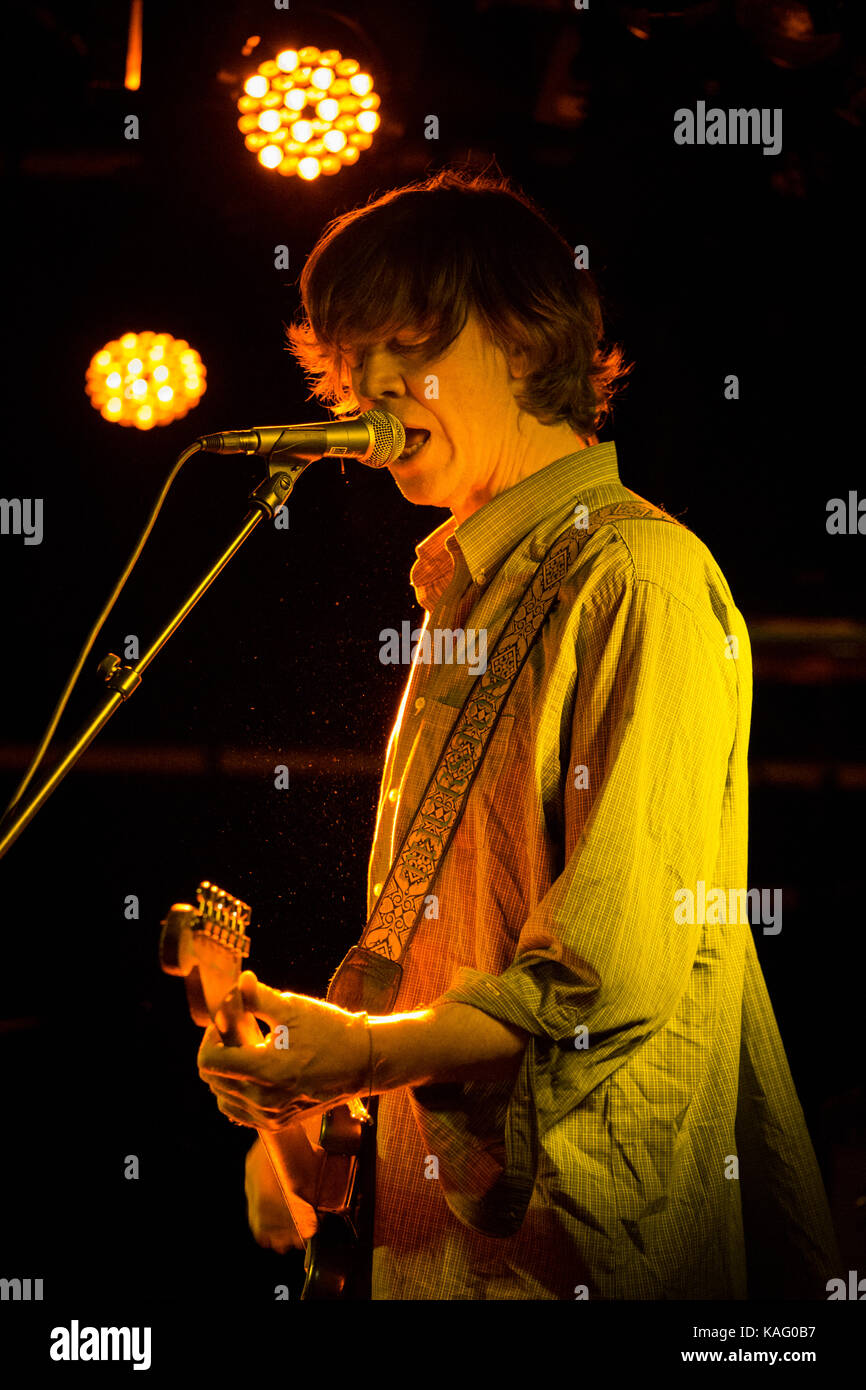 Chelsea light moving hi-res stock photography and images - Alamy