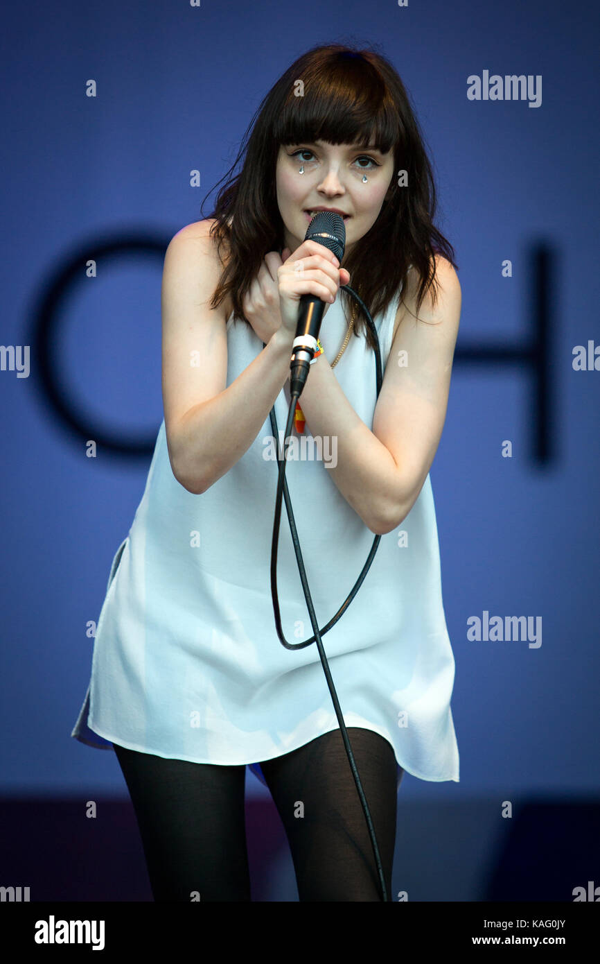 Chvrches Lead Singer