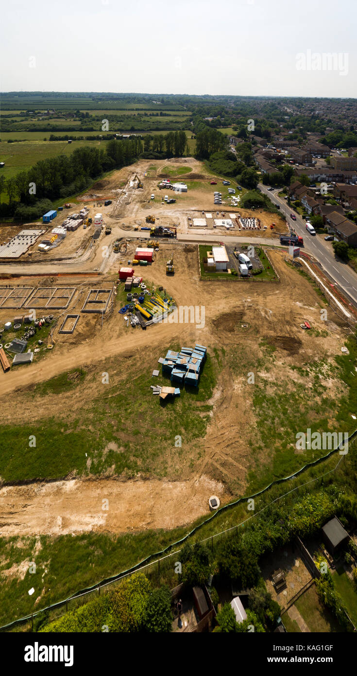 Redrow building hi-res stock photography and images - Alamy