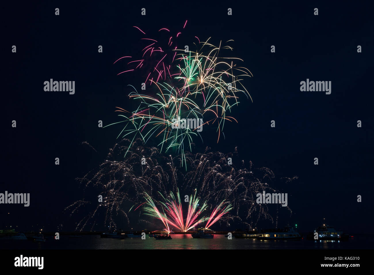 Fireworks over the Barbican Harbour at Plymouth from Queen's Anne ...