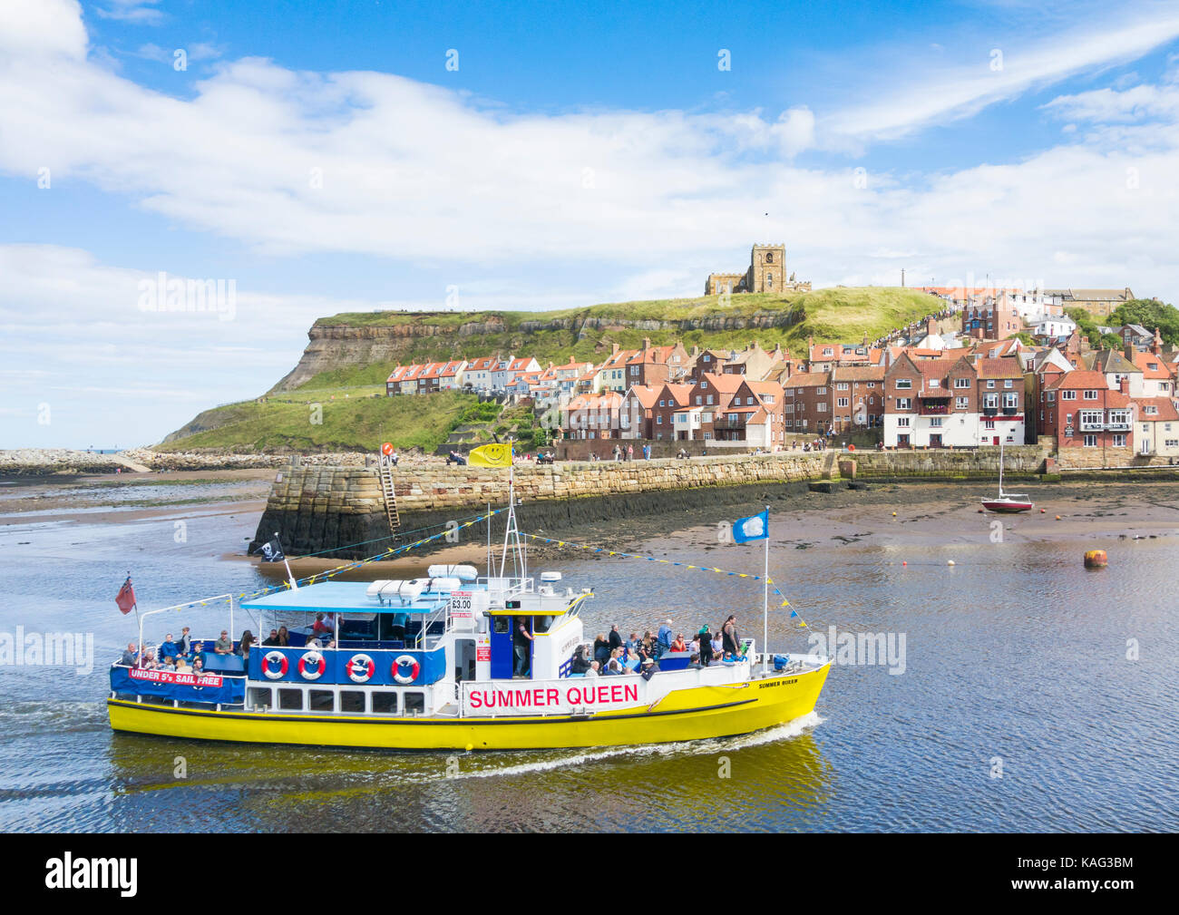 Whitby uk hi-res stock photography and images - Alamy