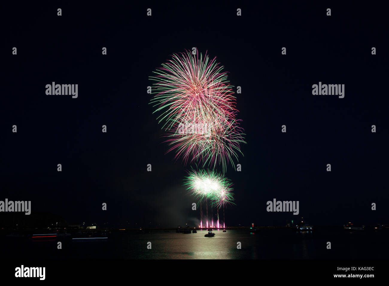 Firework displays hi-res stock photography and images - Alamy