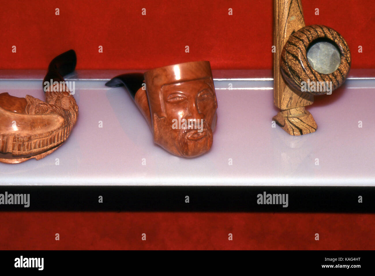 Pipe pipes tobacco hi-res stock photography and images - Alamy