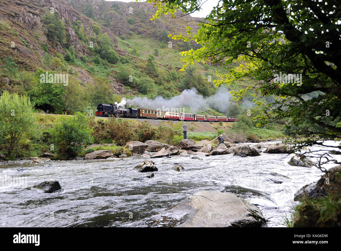 Pont Croesor Railway High Resolution Stock Photography and Images - Alamy