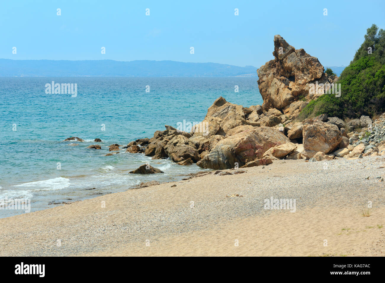 Summer sea view with Maori Beach Bar (Gomati, Halkidiki, Greece Stock ...