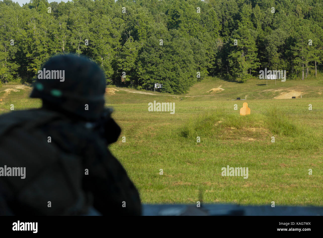 Marine firing targets hi-res stock photography and images - Alamy