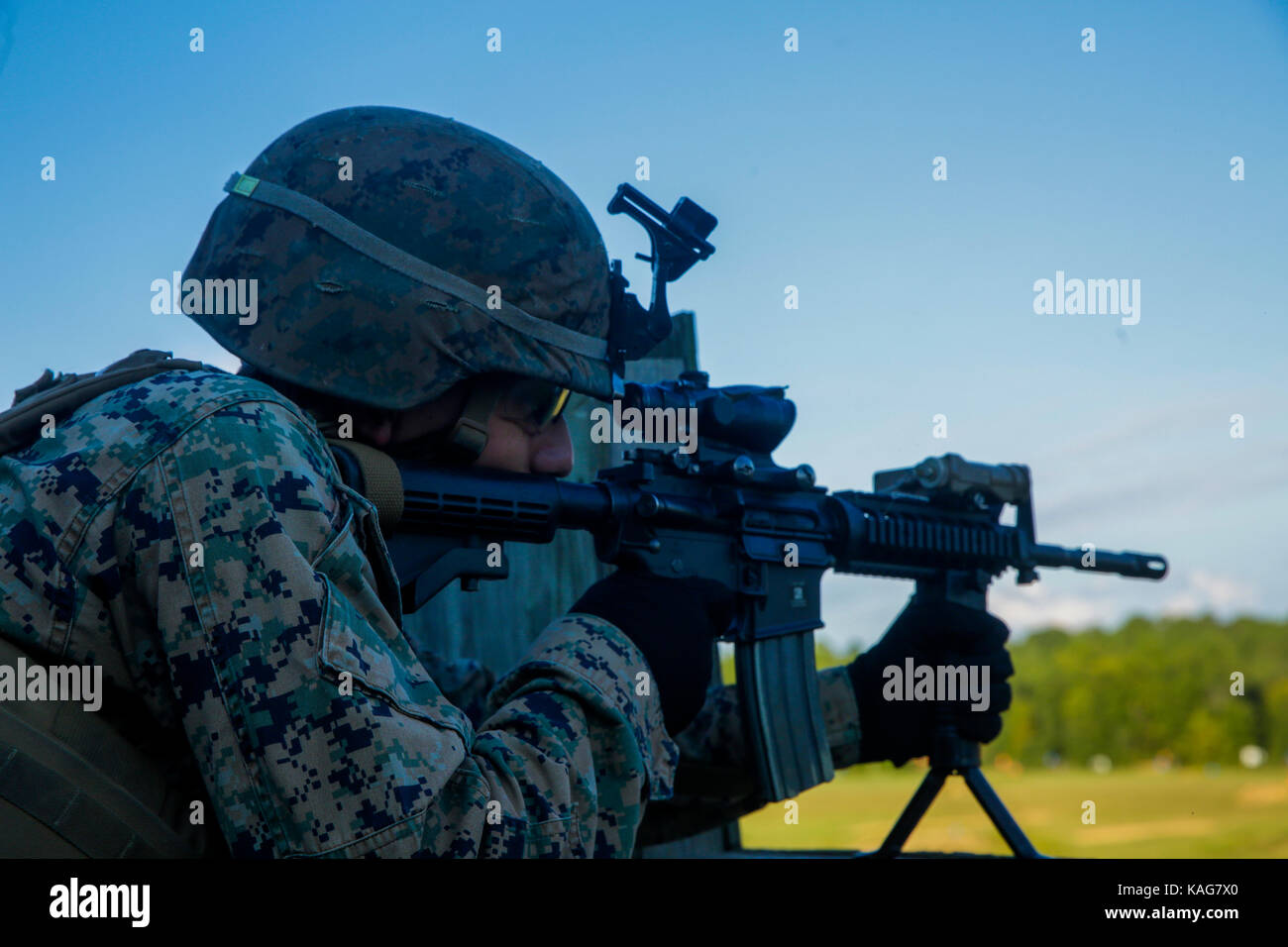 Armored targets hi-res stock photography and images - Alamy
