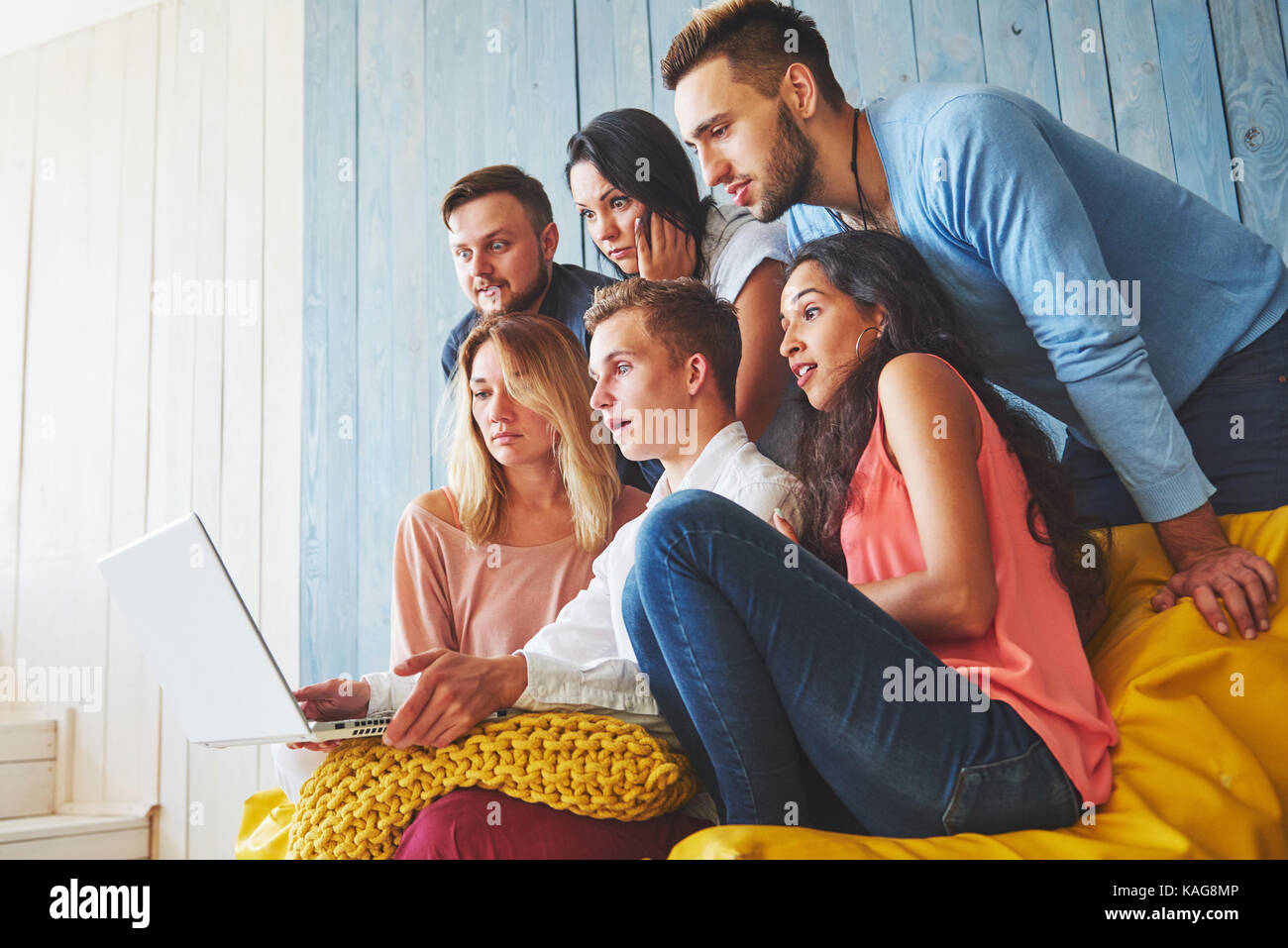 Group of creative young Friends Hanging Social Media Concept. People ...