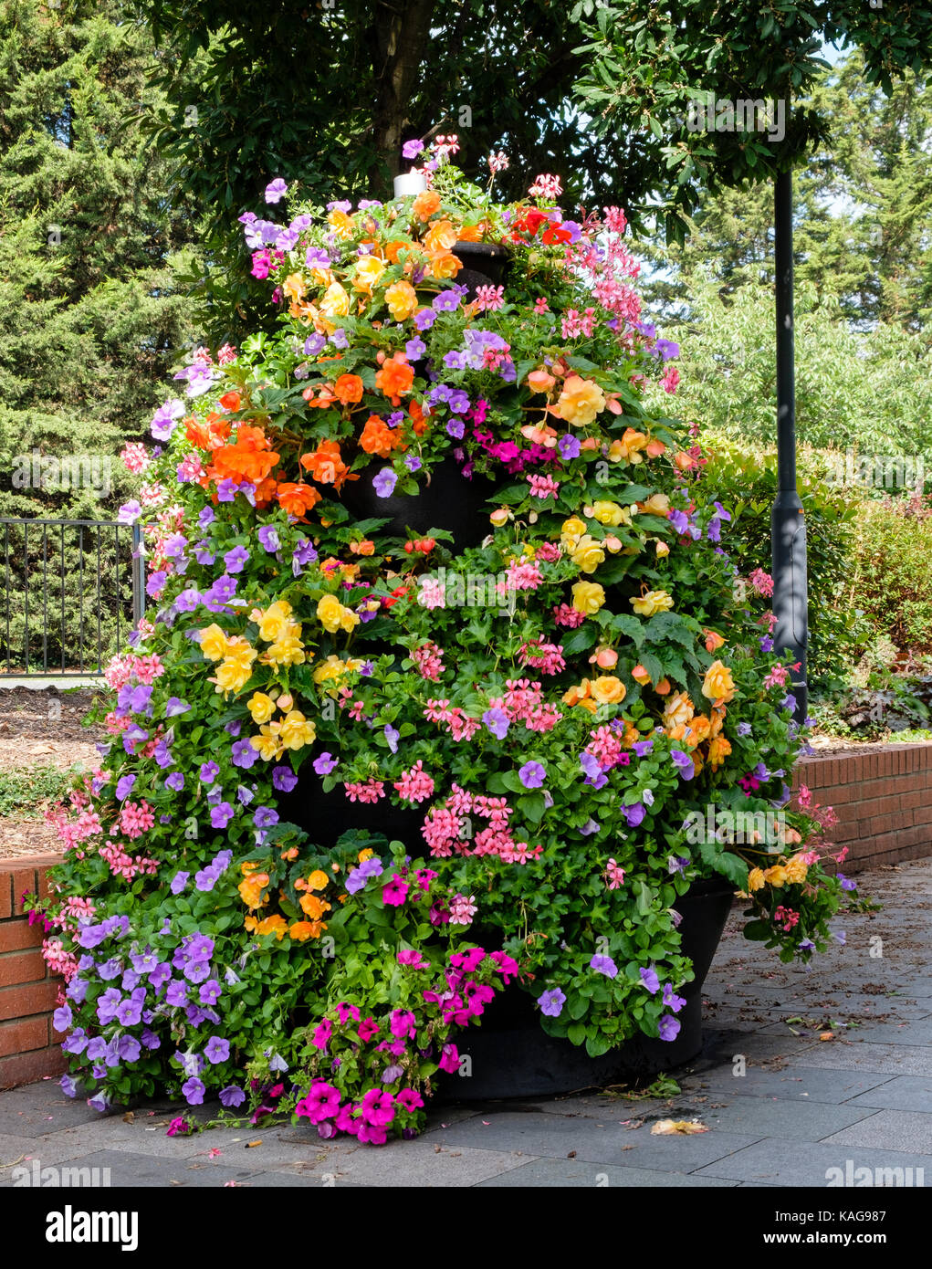 Maidenhead town centre hi-res stock photography and images - Alamy