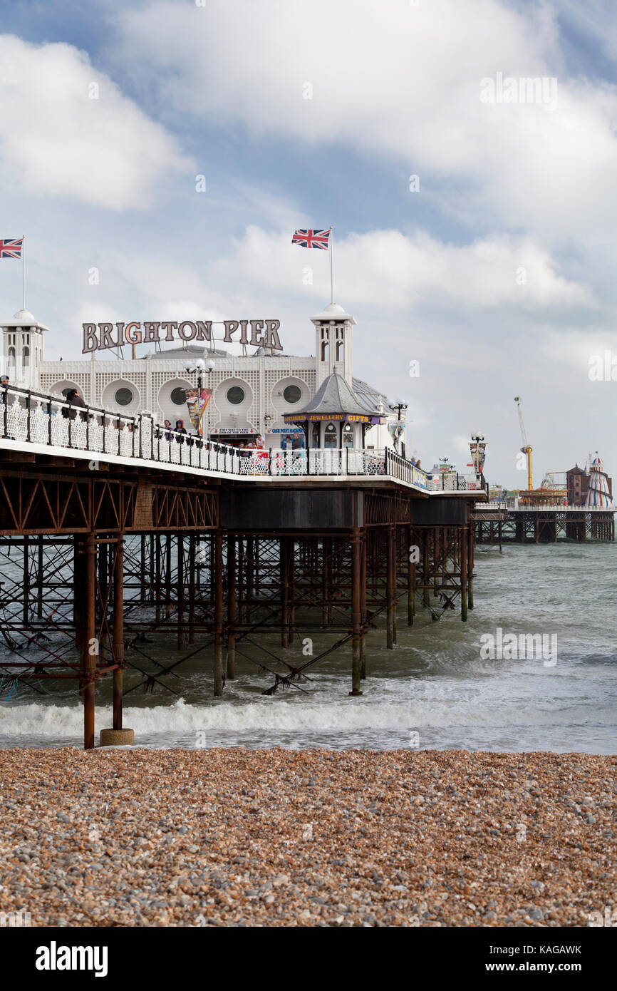 The brighton marine palace and pier hi-res stock photography and images ...