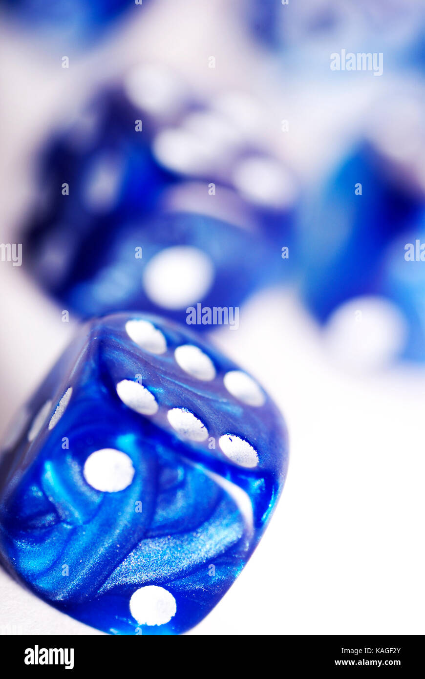 Macro dice hi-res stock photography and images - Alamy