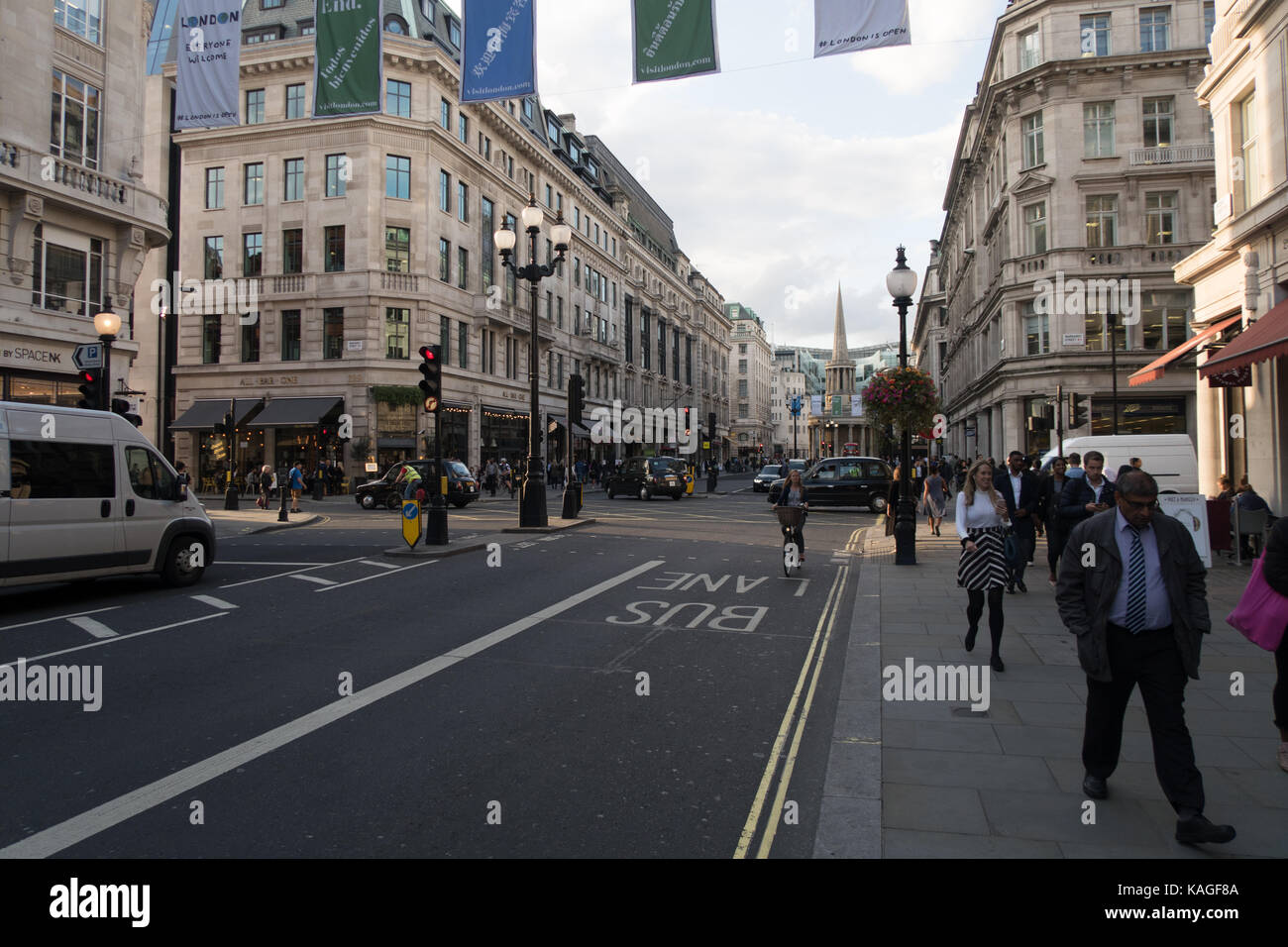 Oxford Circus crossing Stock Photo - Alamy