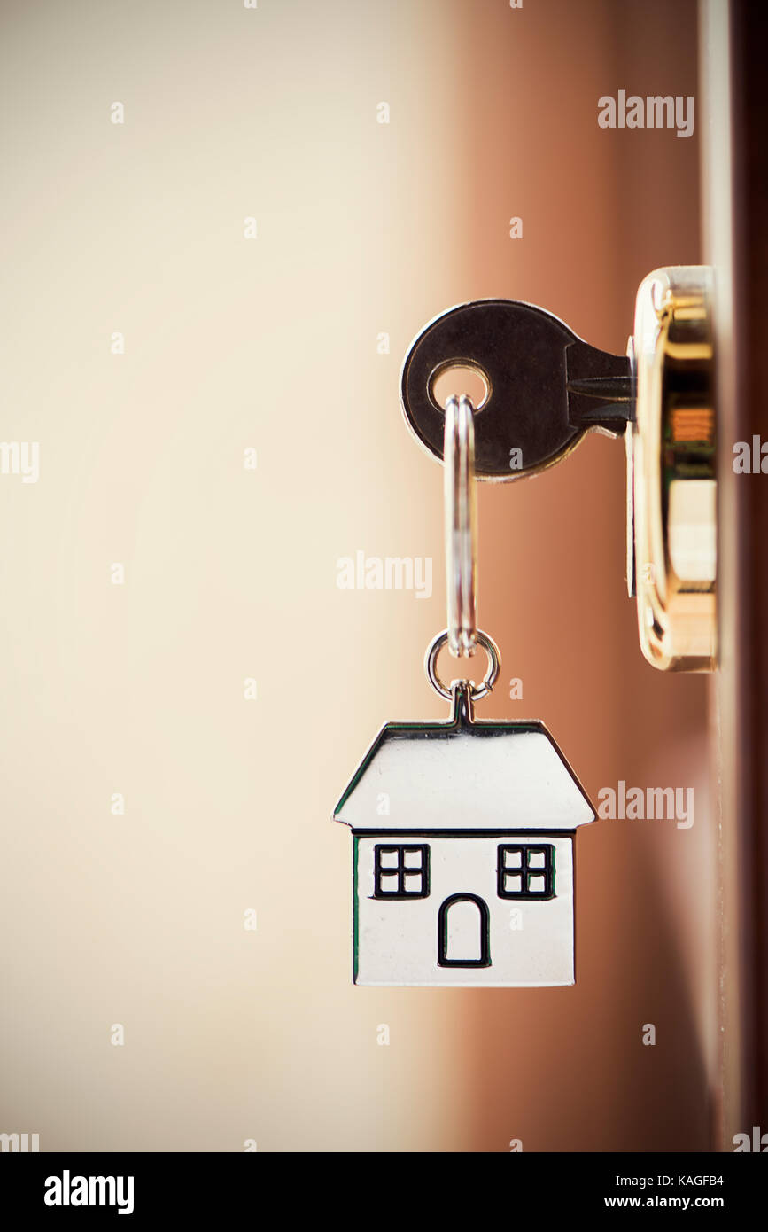Keyhole shaped opening hi-res stock photography and images - Alamy