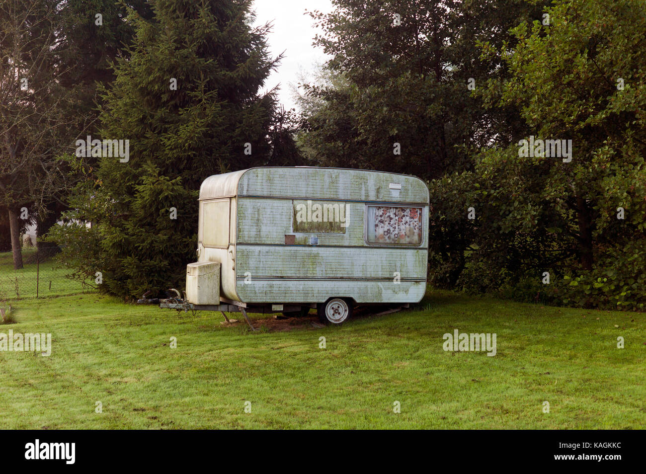 Dirty caravan hi-res stock photography and images - Alamy