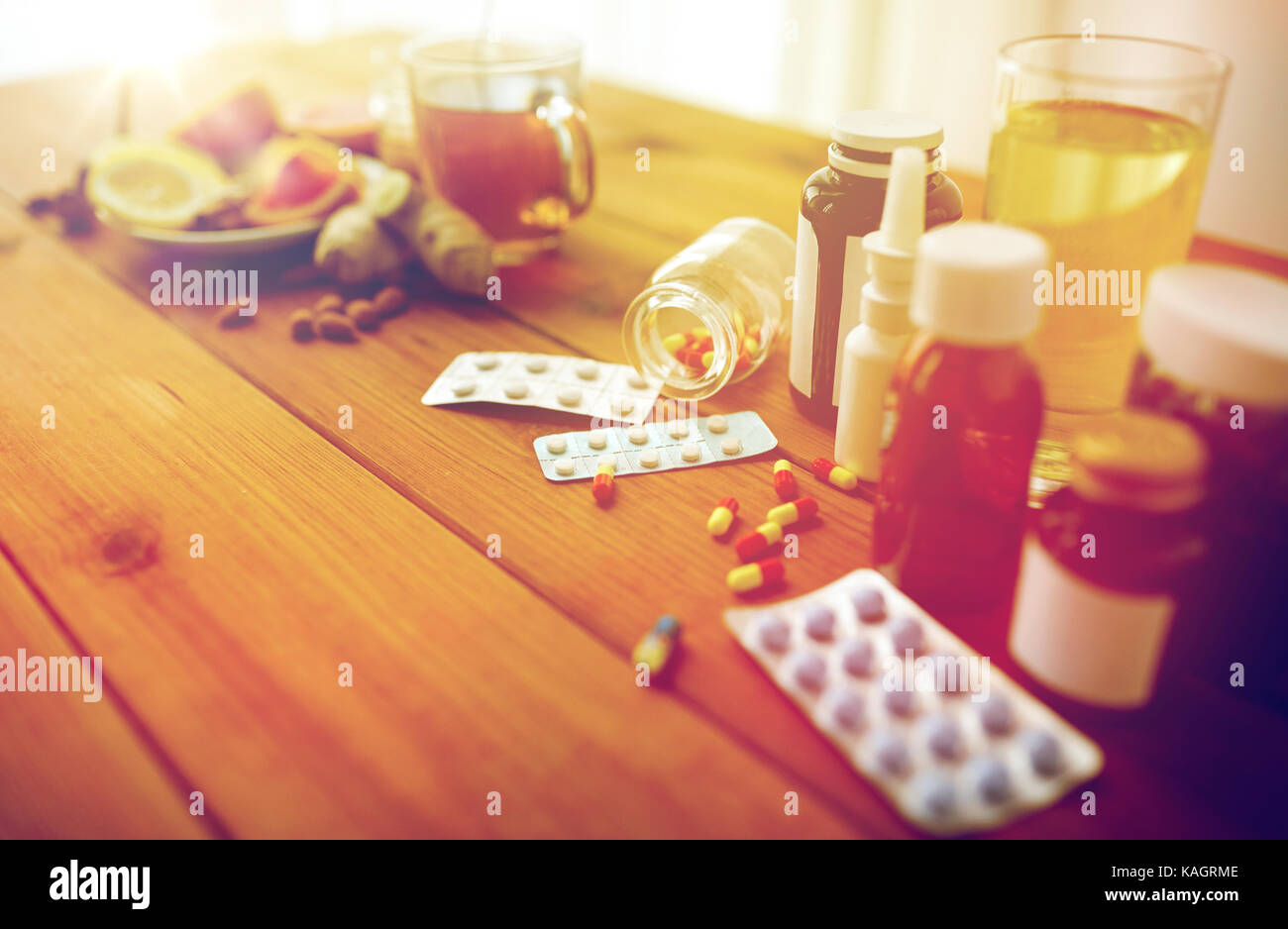 traditional medicine and synthetic drugs Stock Photo - Alamy