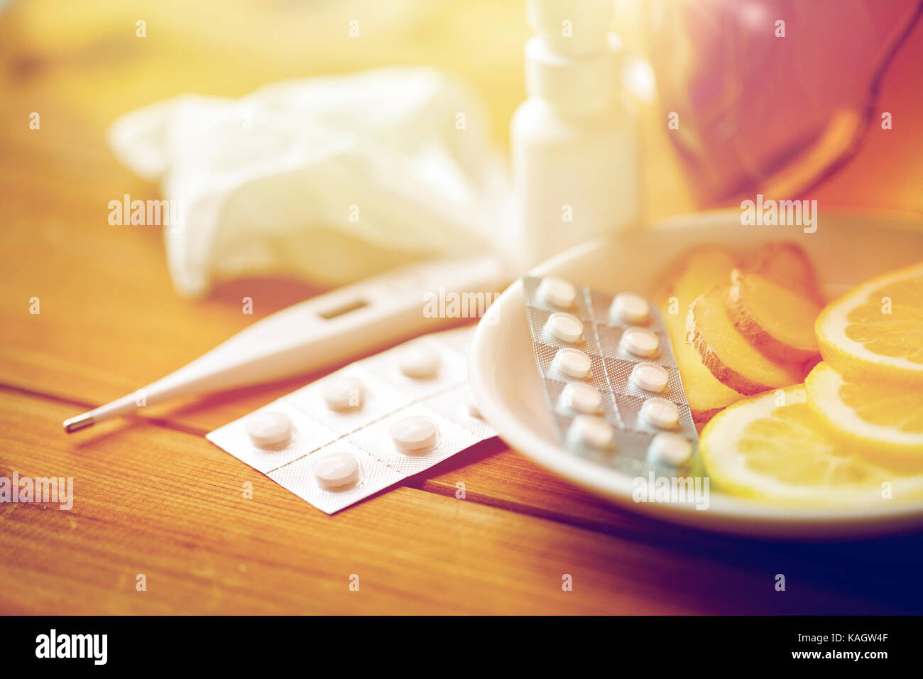 traditional medicine and drugs Stock Photo - Alamy