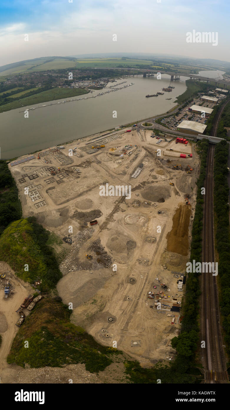 Redrow Temple Wharf development, Strood Stock Photo - Alamy