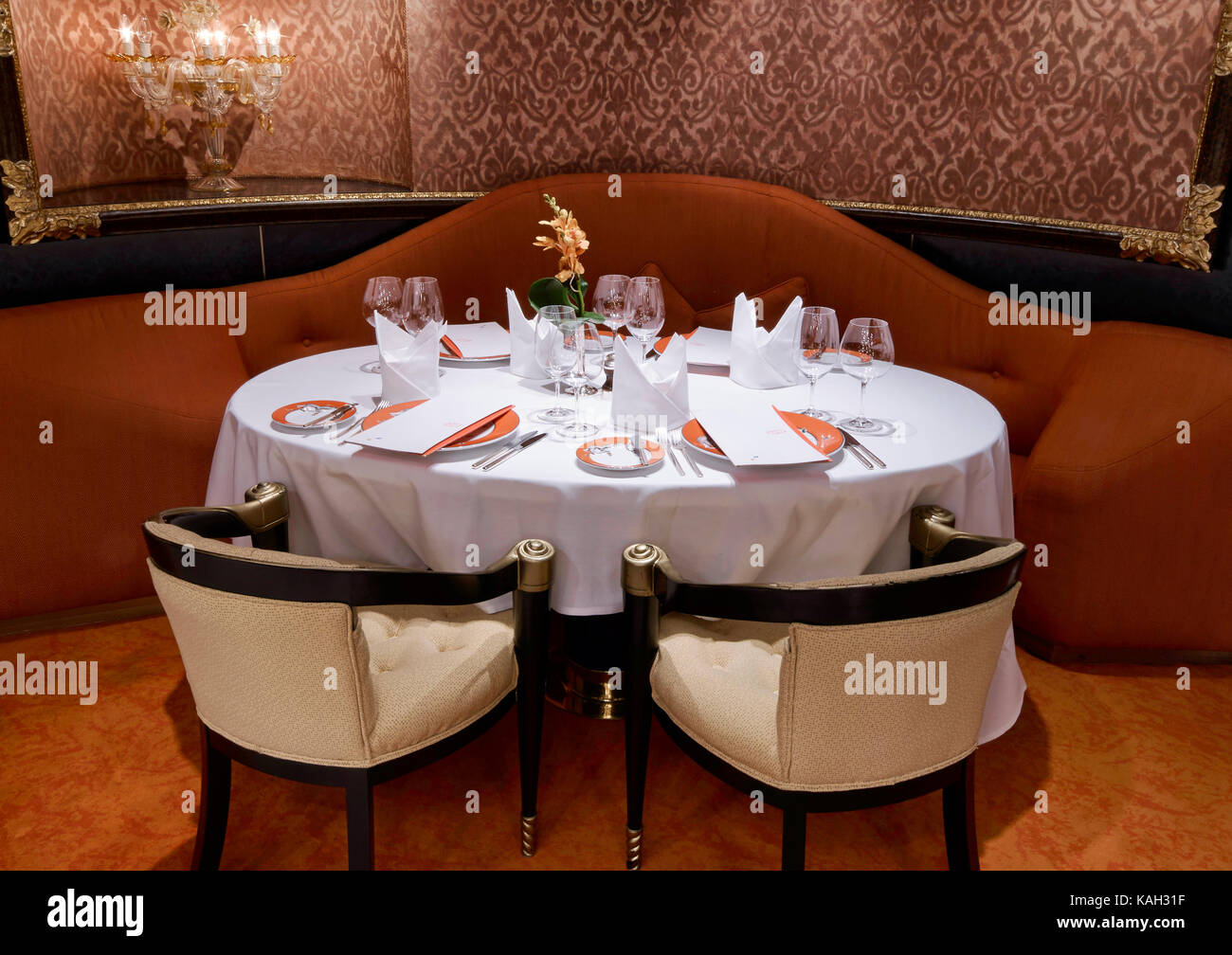 Furniture interior restaurant vip hi-res stock photography and images ...