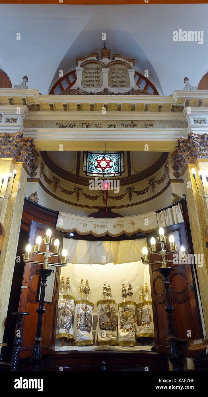 Sandy Row Synagogue, Spitafields, London England Stock Photo - Alamy