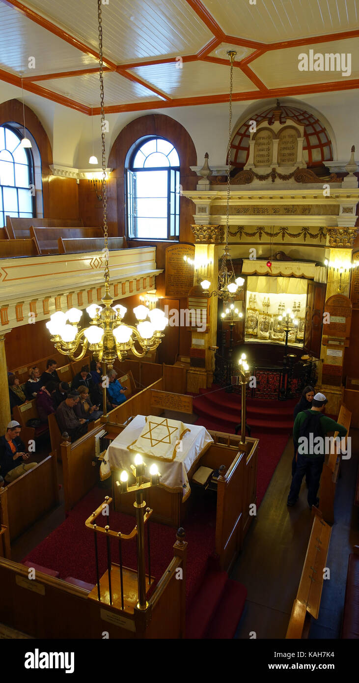 Sandy Row Synagogue, Spitafields, London England Stock Photo - Alamy
