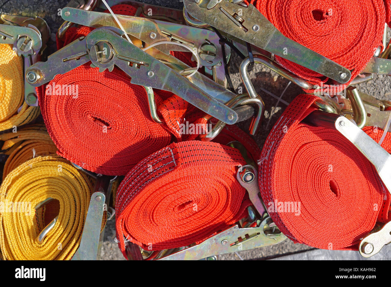 Straps For Securing Cargo at Lynda Tawney blog